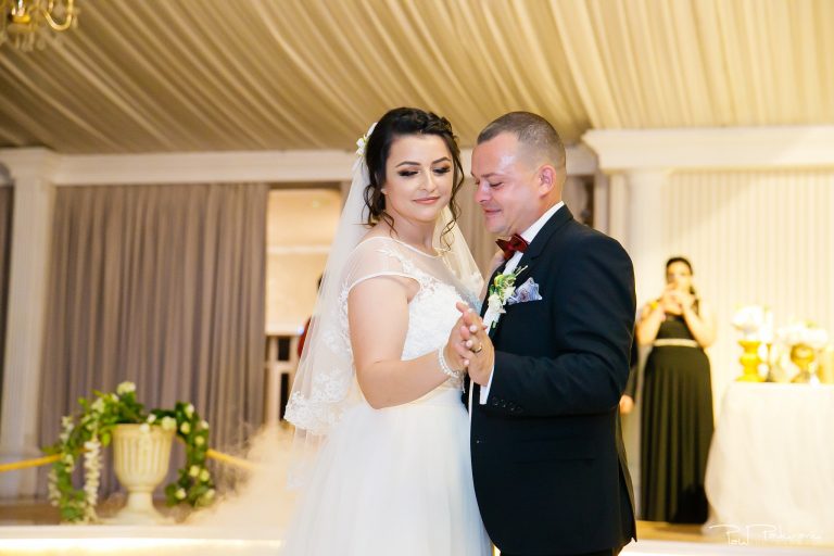 Ana-Maria și Marius nunta La Castel Iasi | Fotograf Paul Padurariu